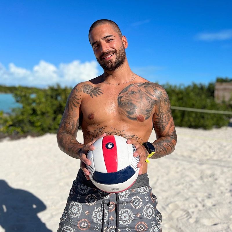 Maluma, Drake, & More Post Shirtless Thirst Traps - TheSword.com